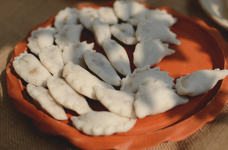 Learn how to make the best Bengali doodh puli pithe – Not A Curry