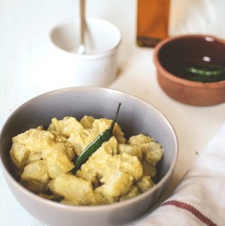 Best authentic Aloo Posto recipe – Not A Curry